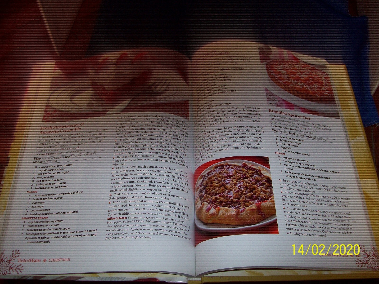 Taste of Home 2013 Christmas Cookbook : 325 Recipes, 240 Pages ...