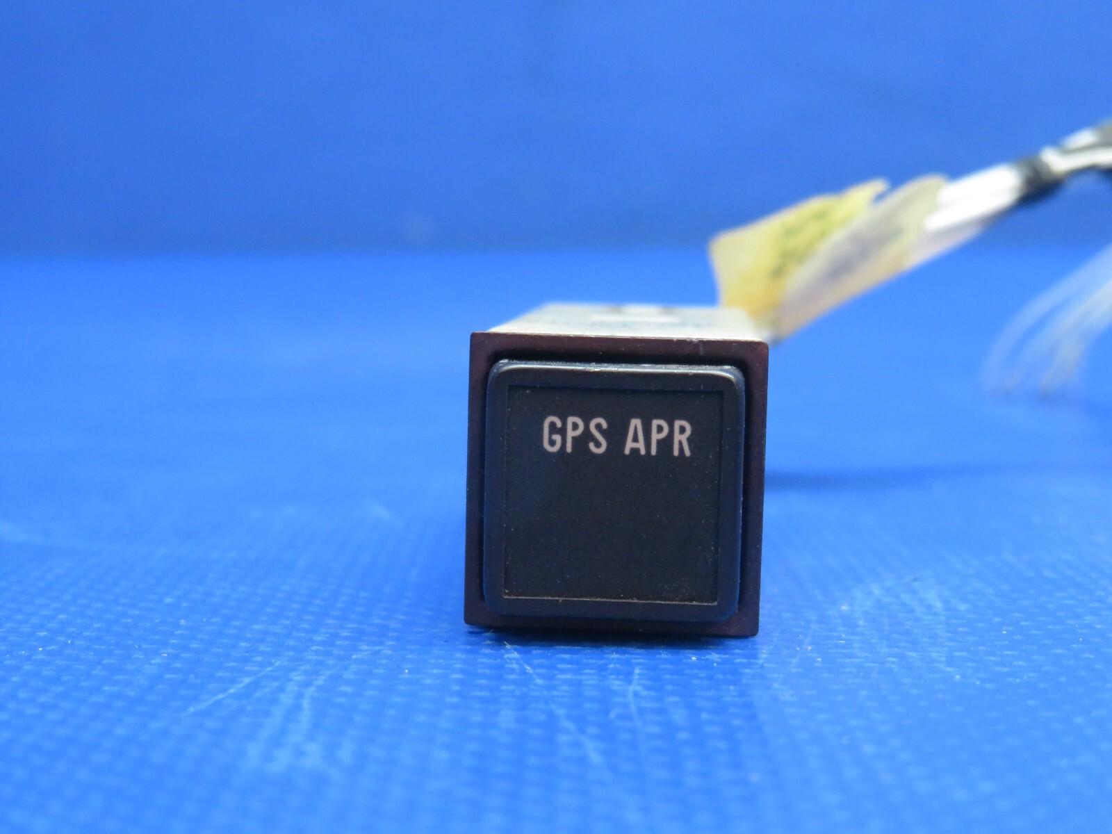 Eaton Annunciator Push Switch GPS APR P/N 4766-123 (0124-1204) | eBay