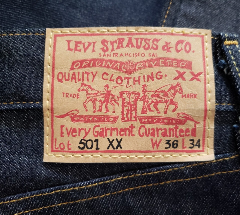HAND-DRAWN LEVI'S VINTAGE CLOTHING 1955 501 xx LVC Selvedge Men's Jeans ...