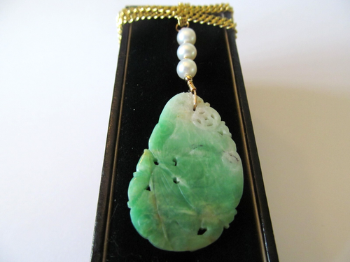 ANTIQUE CARVED JADE/JADEITE KIDNEY SHAPE BEAD-PEARL PENDANT GOLD PLATED ...