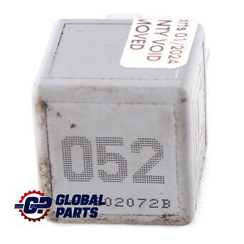 Mercedes W177 Relay 052 Engine Fuse Box relay Slot B D E 70A Tyco ...