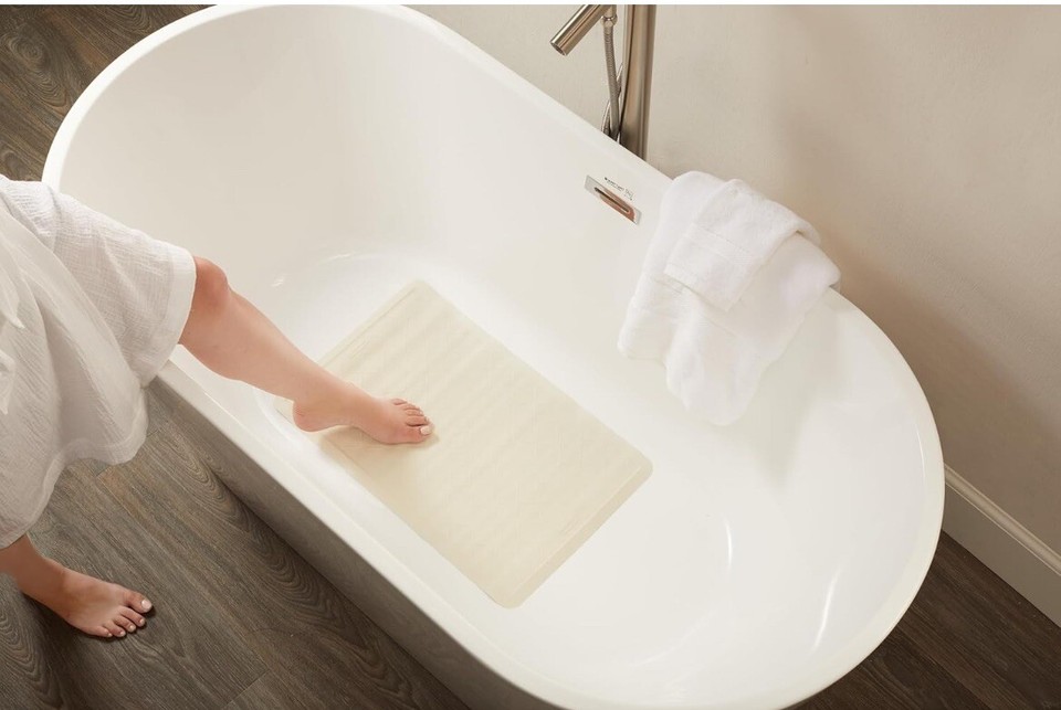 Rubbermaid Commercial Products Bath Tub and Shower Mat Safti-Grip Non ...