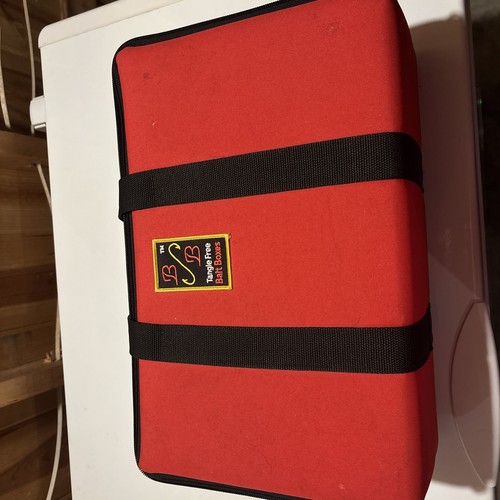 B & B Bait Boxes Floating Tackle Box, For Crankbaits. Holds 96 Lures | eBay