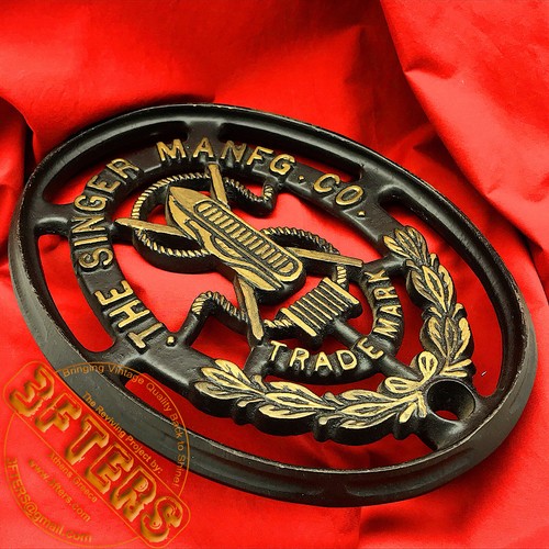 SINGER Ornamental Logo Badge Emblem Sewing Machine Treadle Table Cast ...