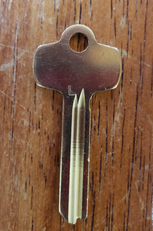 Best Falcon IC Core Key Blanks - 2 Blanks - "L" Keyway | eBay