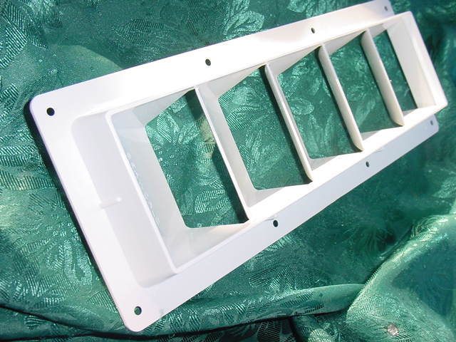 BOAT VENT LOUVER MARINE SEACRAFT SILVERTON SEA RAY WHITE 13-1/4 X 4-3/4 ...