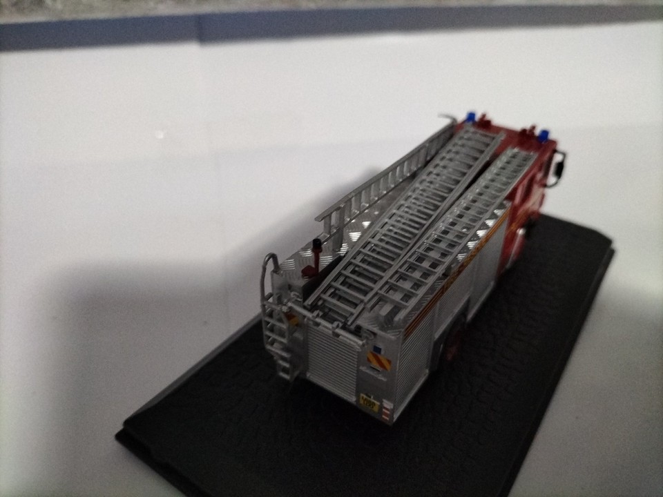 1/76 Atlas Dennis RS Fire Engine Truck Appliance Diecast Model | eBay UK