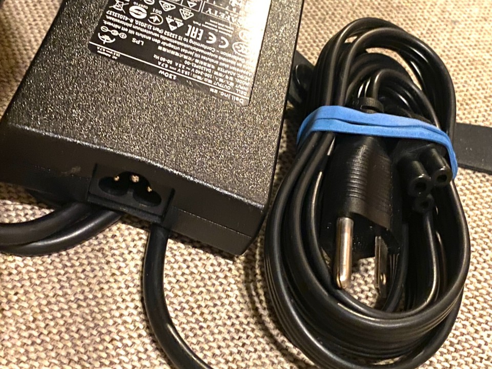 Genuine Dell 130W Power Supply AC Adapter for D6000 WD15 K17A Docking ...