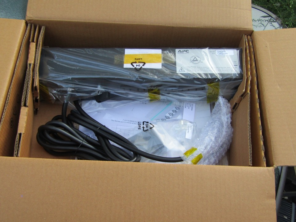 APC American Power Conversion SBP1500RM Eight Outlets 1.5k VA UNUSED ...