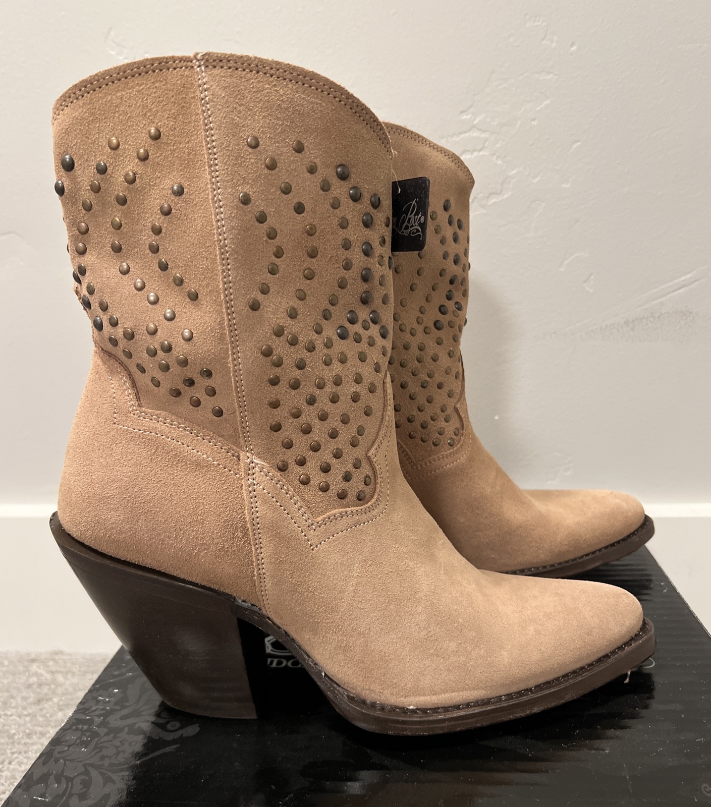 NIB Sundance Catalog Dan Post Tan Suede “Stud Boots” Size 10 $288 | eBay