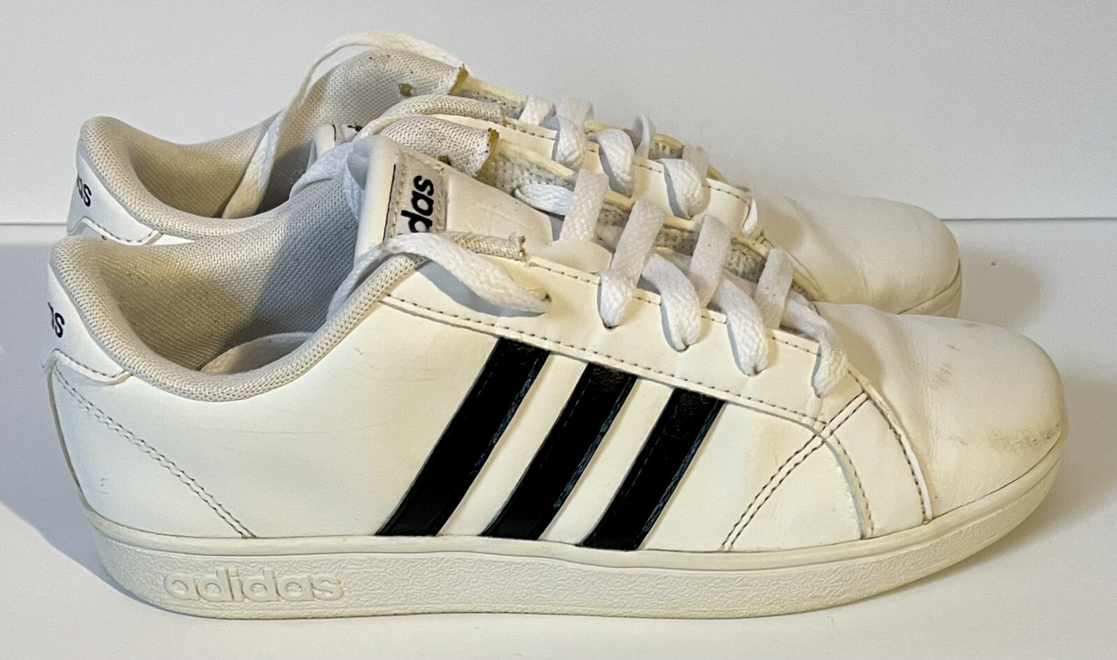 Adidas Women's 5 Grand Court Base Athletic Shoes Whit… - Gem