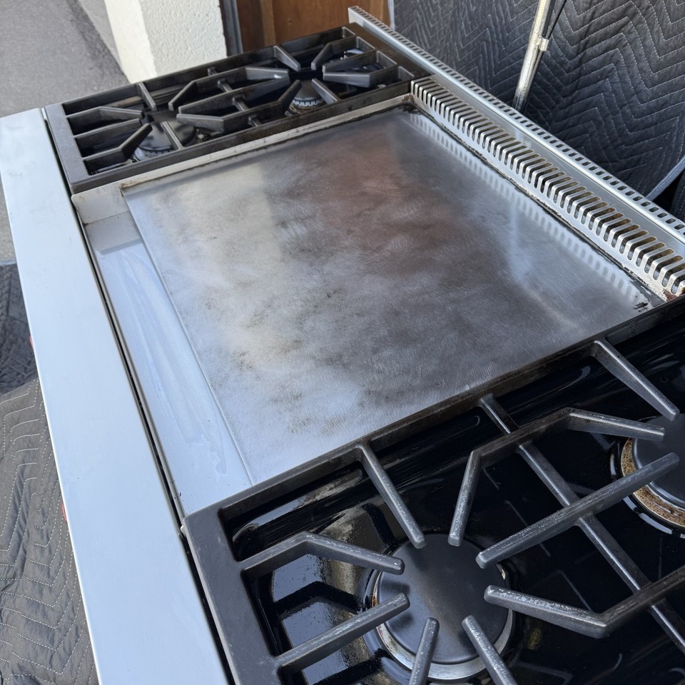Wolf 48” Range Top Cooktop- RT486G 4 Burners + Dbl Griddle- Red Knobs ...