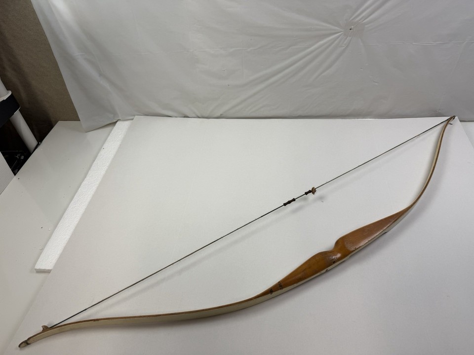 Vintage COLT Archery FILLY Recurve Bow & String, 40xLb.@28" Draw, 60 In ...
