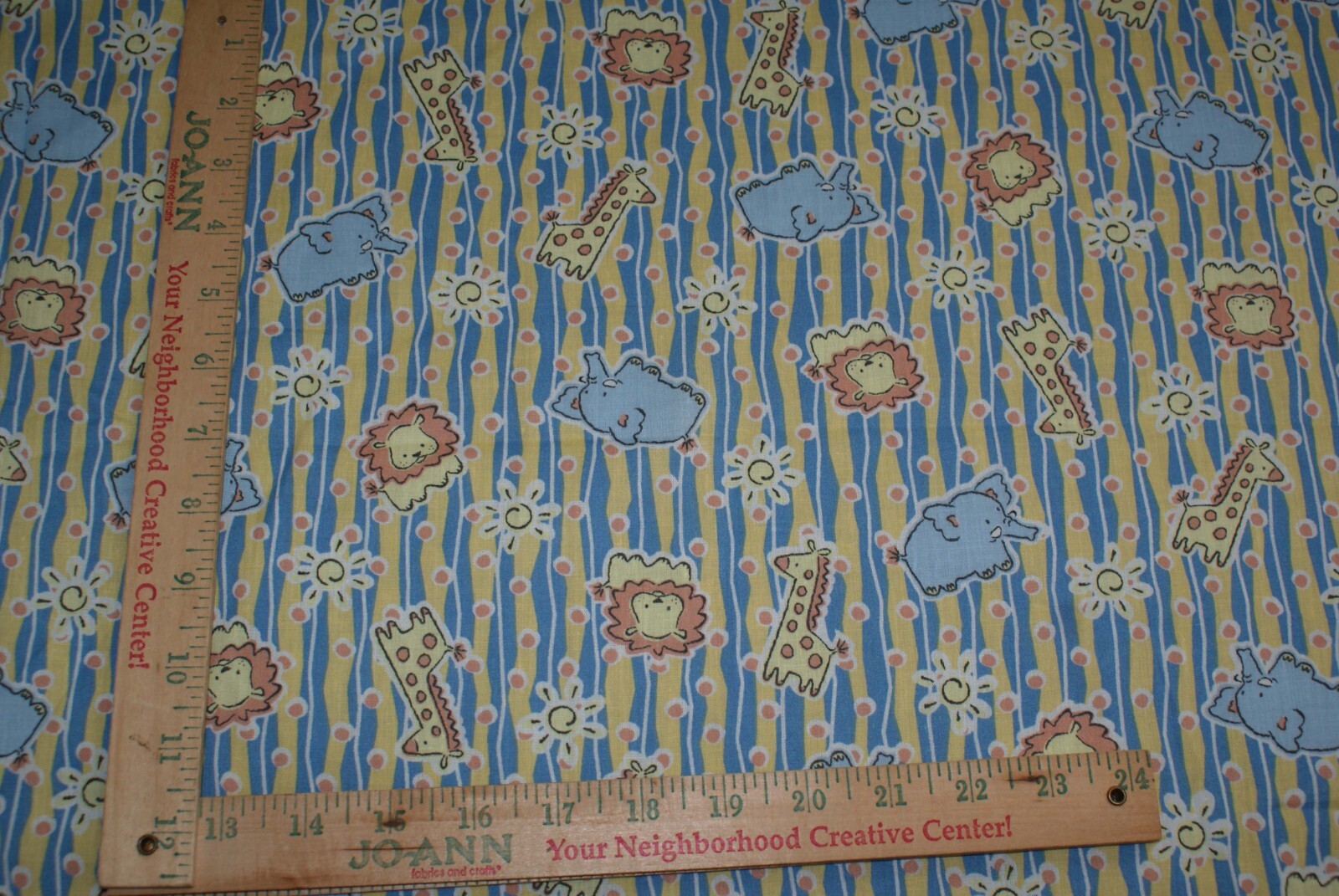 Elephants Lion Giraffe Strip Juvenal Fabric Sewing Quilting By the 1/2 ...