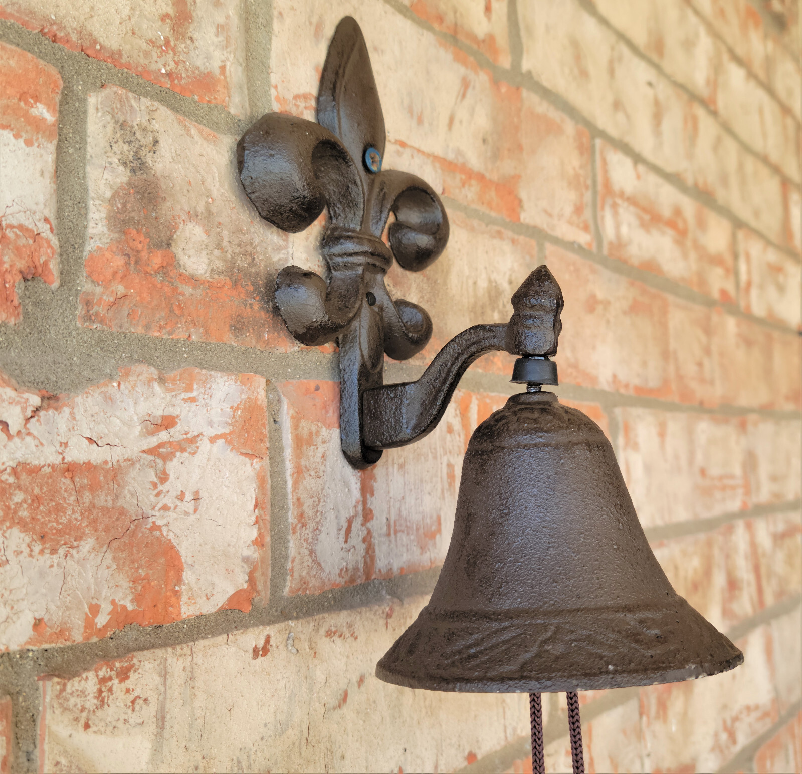 Rustic Cast Iron Dinner Bell Fleur De Lis Emblem Metal Striker Clapper ...