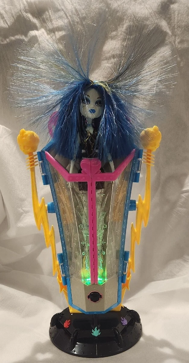 Monster High Freaky Fusion Frankie Stein