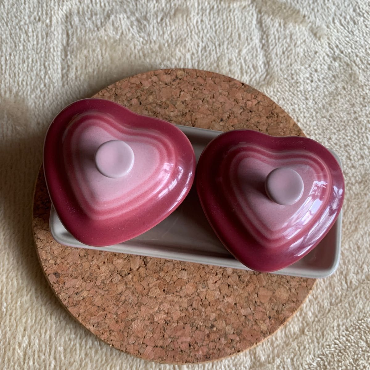 Le Creuset Ramkan Heart Shape mini cocotte Rose Quartz set Kitchen ...