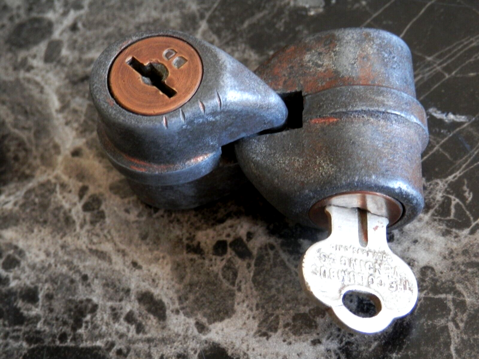 2-Vintage Columbus Gumball Machine Barrel Locks With ORIGINAL Key E304 ...