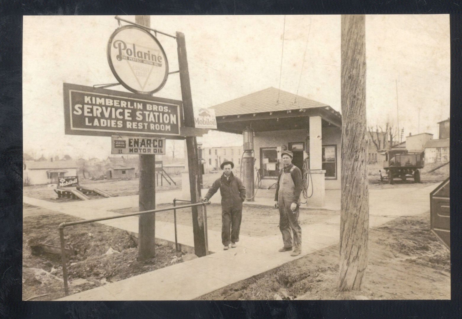 REAL PHOTO KIMBERLIN BROTHERS GAS STATION ADVERTISING PUMPS POSTCARD ...