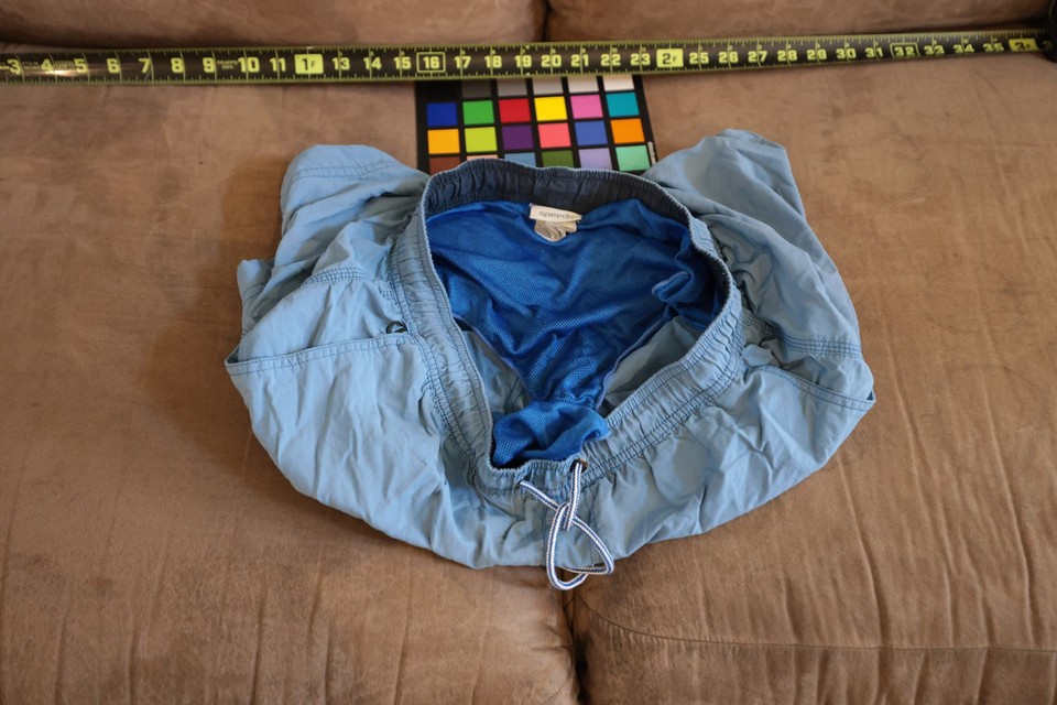 MICHAEL REEVES Actual Clothing he wore (IRS fundraiser) -- short shorts ...