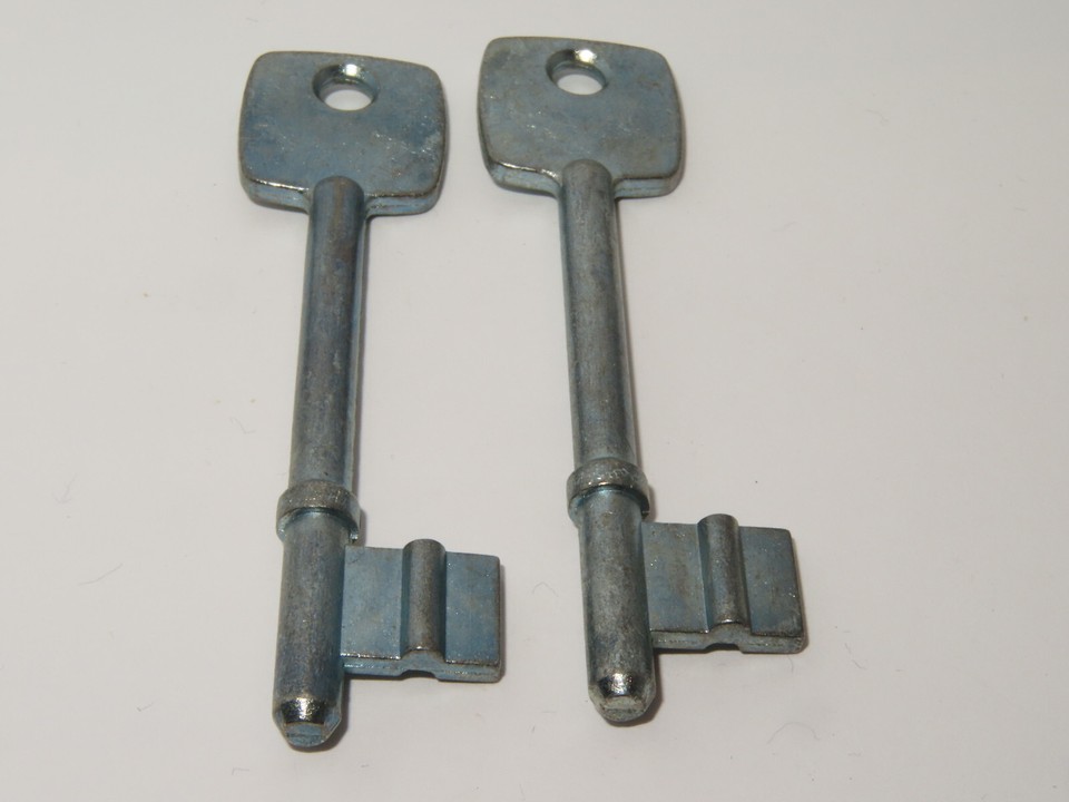 2 Skeleton Keys Vintage NOS Antique Skeleton Keys Bit Keys ( F ) | eBay