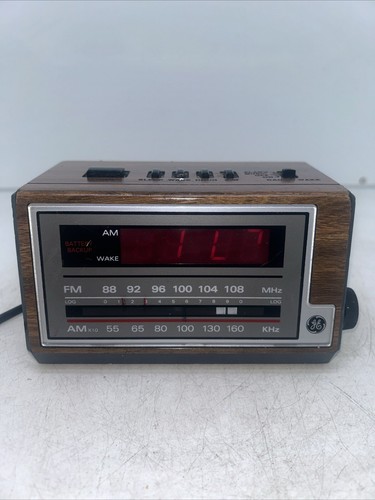 Vintage GE Electric Alarm Clock AM FM Radio Model 7-4601A - Tested ...