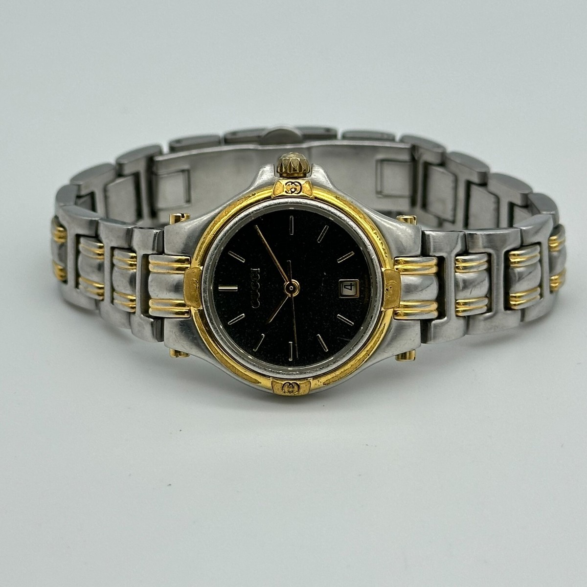 Women's Vintage GUCCI Two-Tone All Steel Swiss Made Watch Women's Vintage GUCCI Two-Tone All Steel Swiss Made Watch