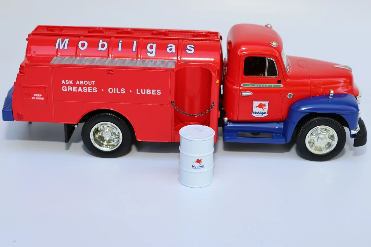 First Gear Diecast Trucks Tankers