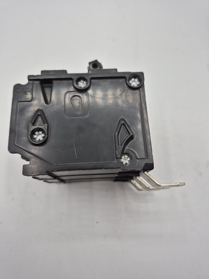 Siemens B320 Circuit Breaker 20A 240V 3-Pole Good Condition Free ...