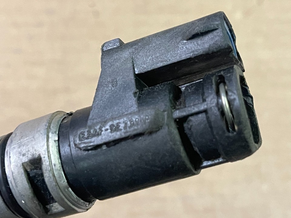 87-93 Ford Mustang VSS Speed Sensor T5 AOD Trans Speedometer Cable ...