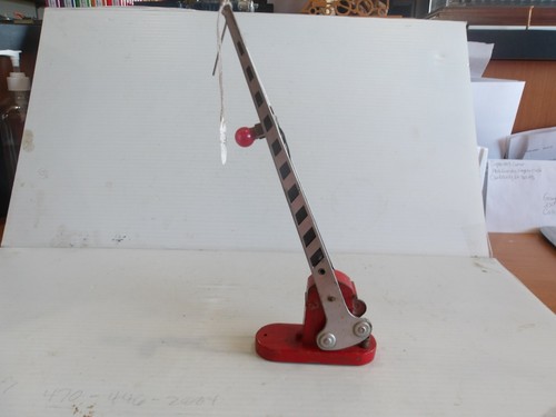 MTH 11-90114 Lionel #152 Die-Cast Operating Crossing Gate - Red/Gray ...