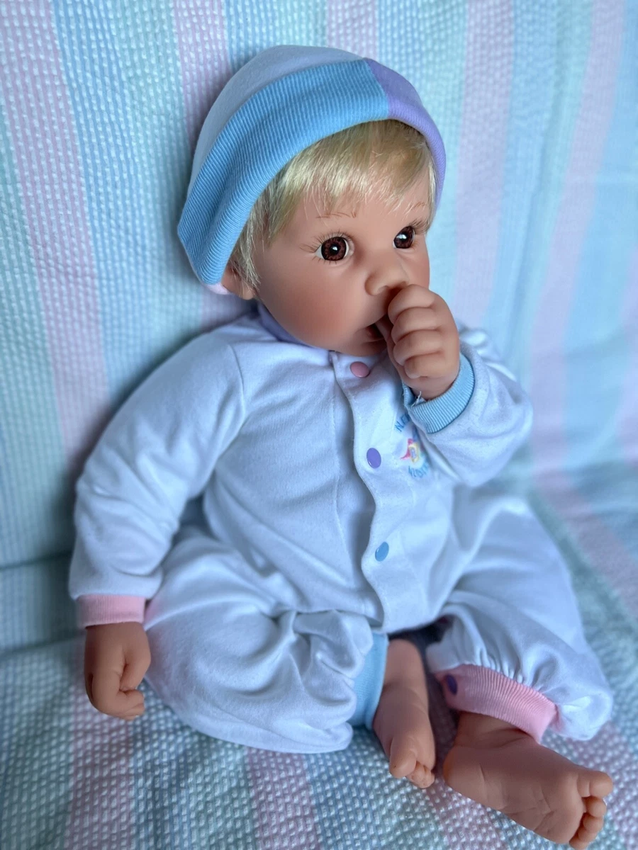 Lee Middleton Newborn Nursery