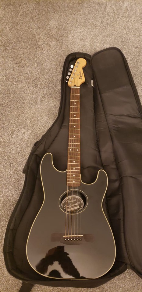 Fender Squier Stratacoustic Acoustic & Electric Guitar & Road Runner ...