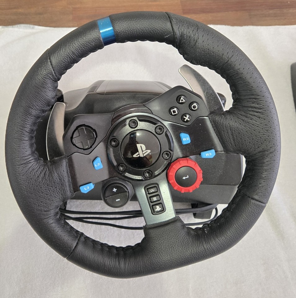 Logitech G29 Driving Force Racing Steering Wheel with Pedals and ...