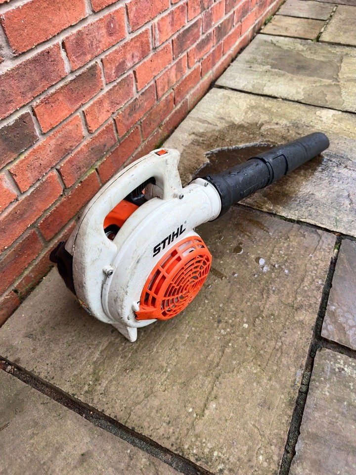 Stihl BG56 C Two-Stroke Petrol Handheld Leaf Blower | eBay UK