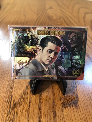 2022 DCEU Series 1 - James Gordon Holofoil SP DC-F-006 - Gotham (TV ...