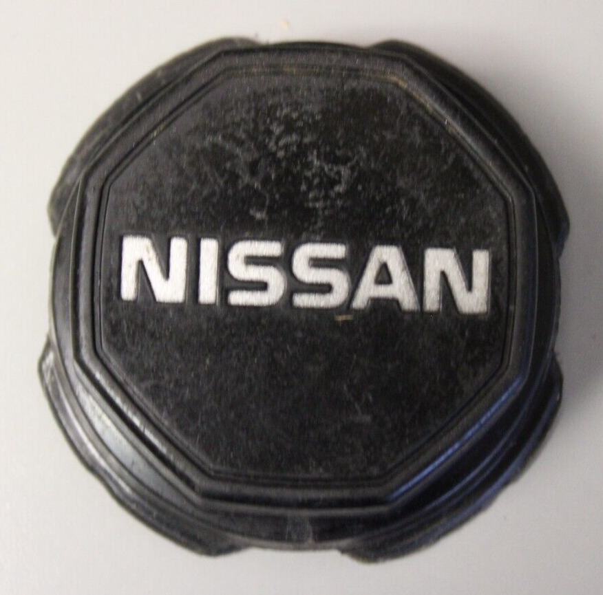 87 88 89 90 91 92 93 94 Nissan Sentra Pulsar OEM Center Hub Cap 62215 ...