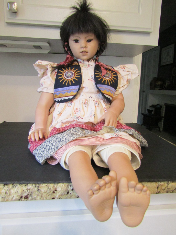 29" Vintage 1980s The Great American Doll Company SUZI Native American ...