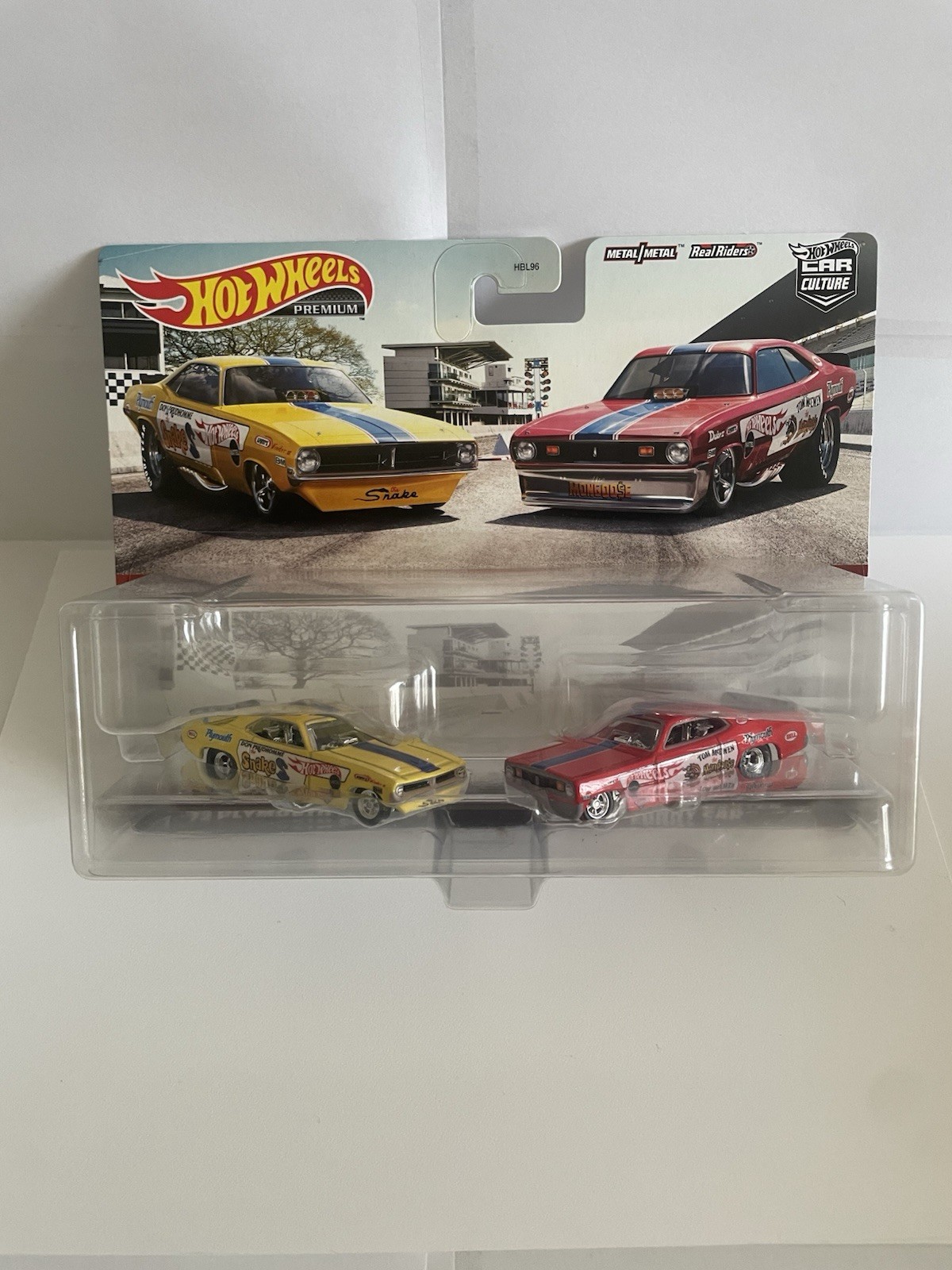 Hot Wheels Premium Car Culture Plymouth Cuda Duster 2 Pack Snake vs ...