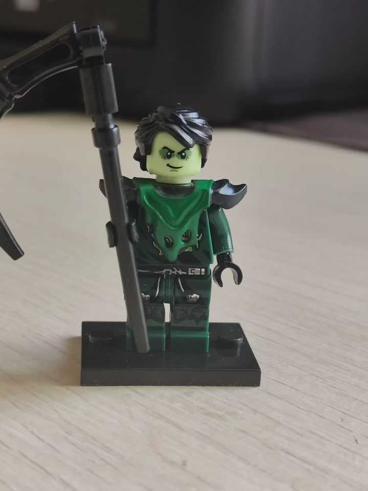 MOC LEGO Mini Fig Statue: Ninjago Lloyd Moro Ghost - Bagged Block ...