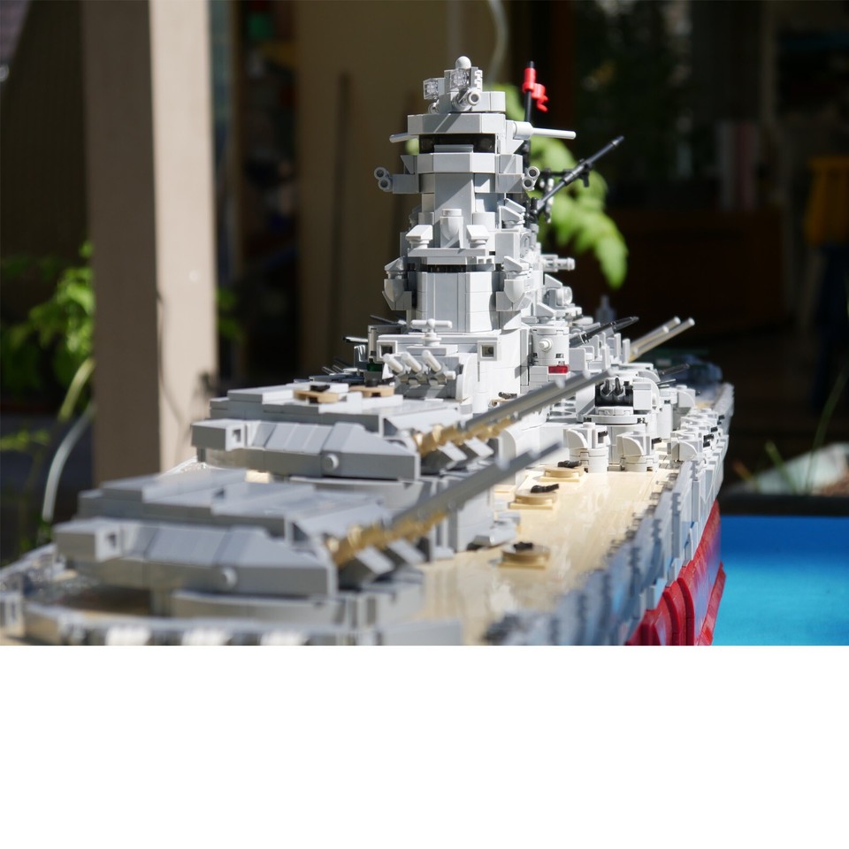 MOC IJN Yamato Battleship 1:200 Scale Historical Warship Model 8717 Pcs ...