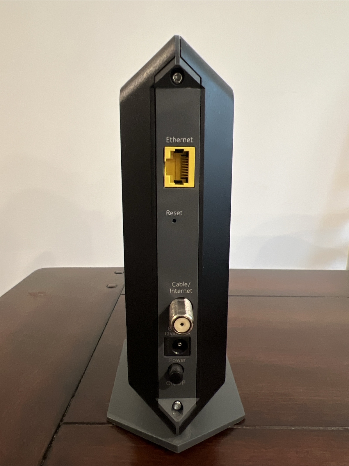 NETGEAR CM700-1AZNAS DOCSIS 3.0 Cable Modem 32x8 for Xfinity by Comcast ...