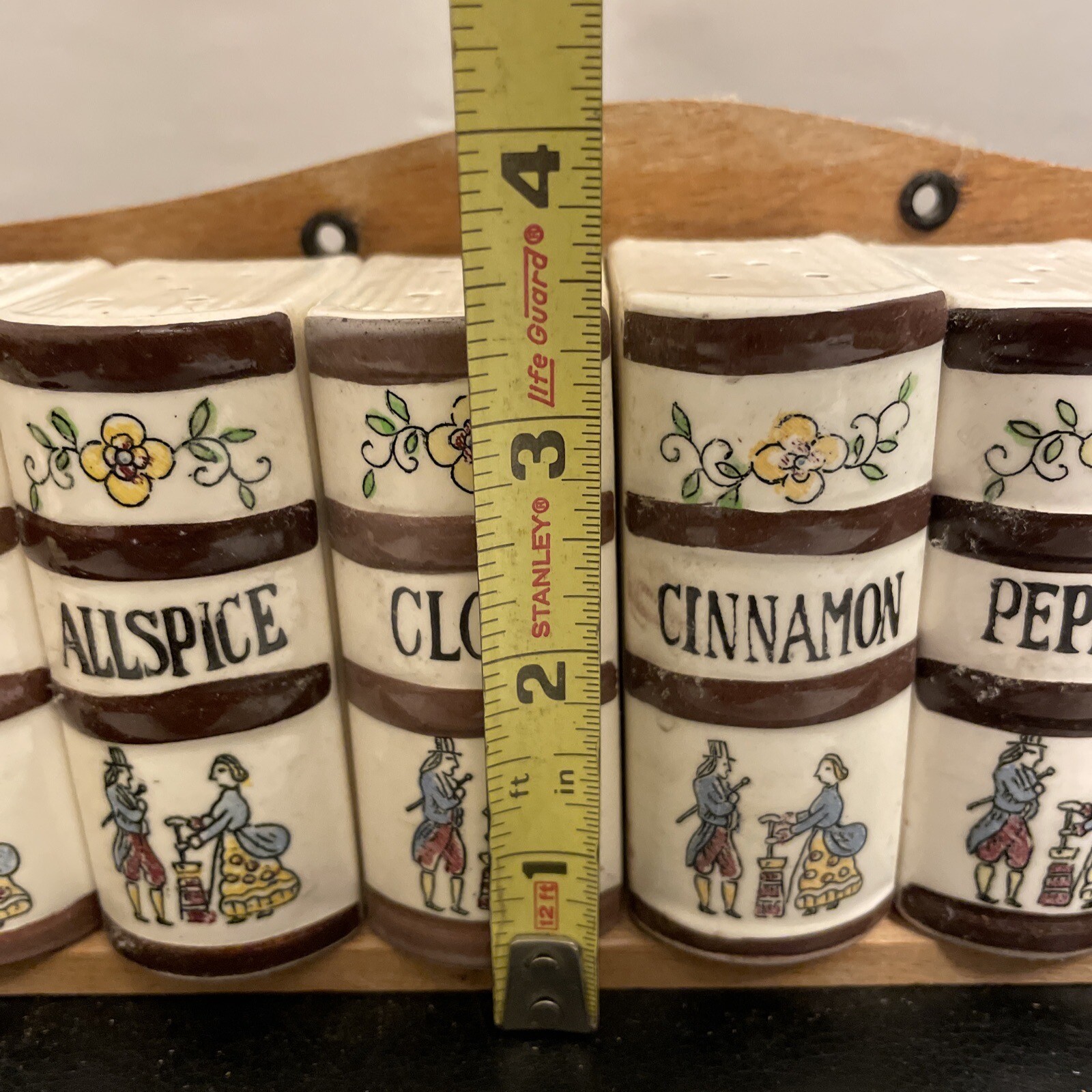 Spice Rack and Spice Containers Colonial Couple | eBay