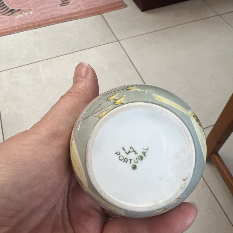 Mid Century Vista Alegre Tiny Pinch Bowl/cup Gilded Inside Leaf Pattern ...