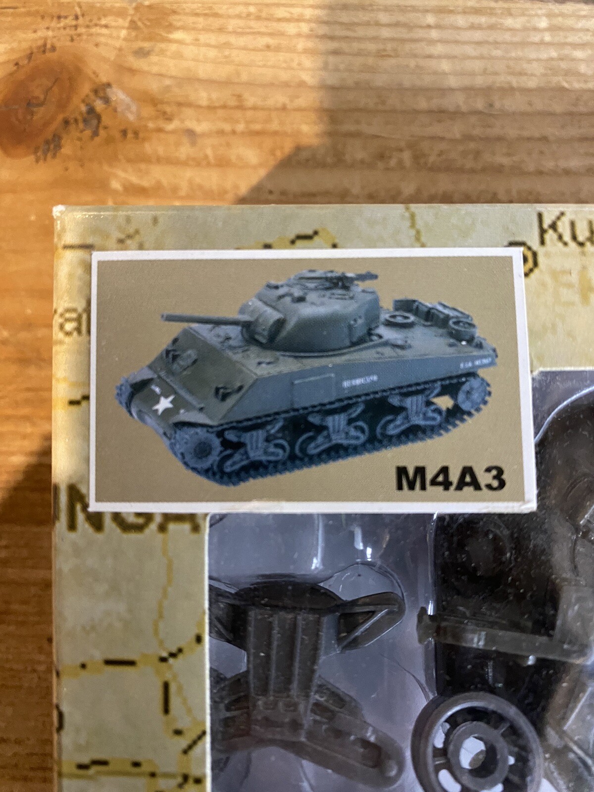 New-Ray - Classic Tank Model Kit - 1/32 Scale - M4A3 New - US WWII ...