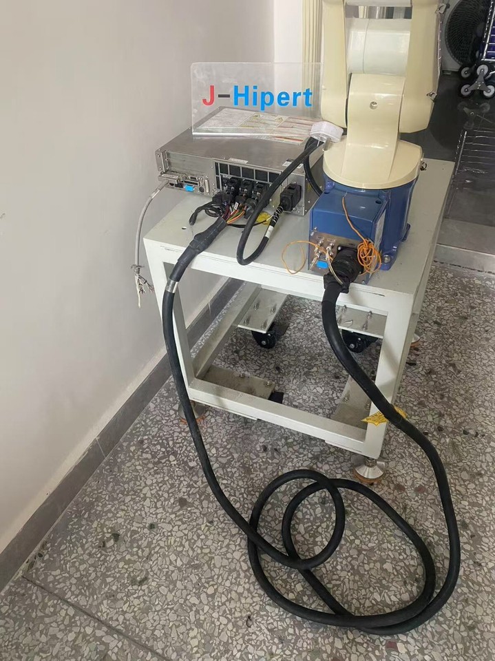 DENSO VP-6242M 6-Axis Industrial Robot + RC8-VPA0-NNNM-NN-NNN Robot ...