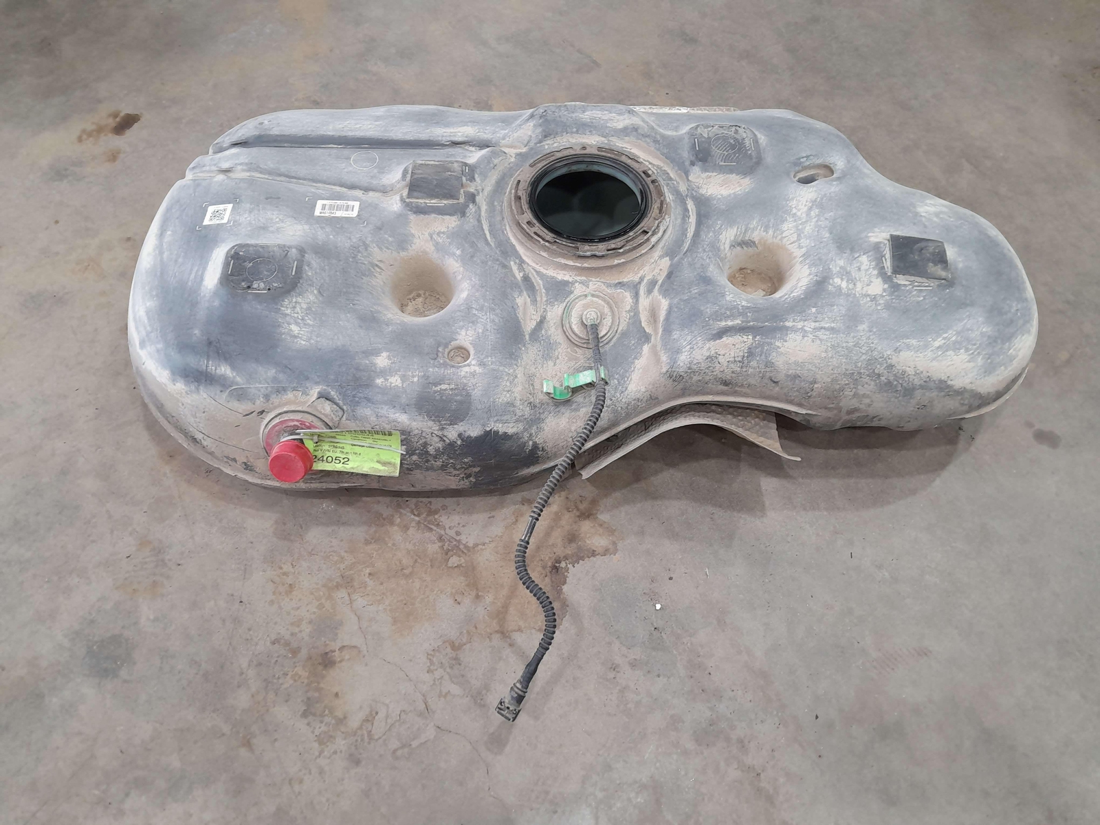 2012 - 2018 Toyota Prius V Fuel Tank Assembly Gas Tank OEM 7700147160 ...