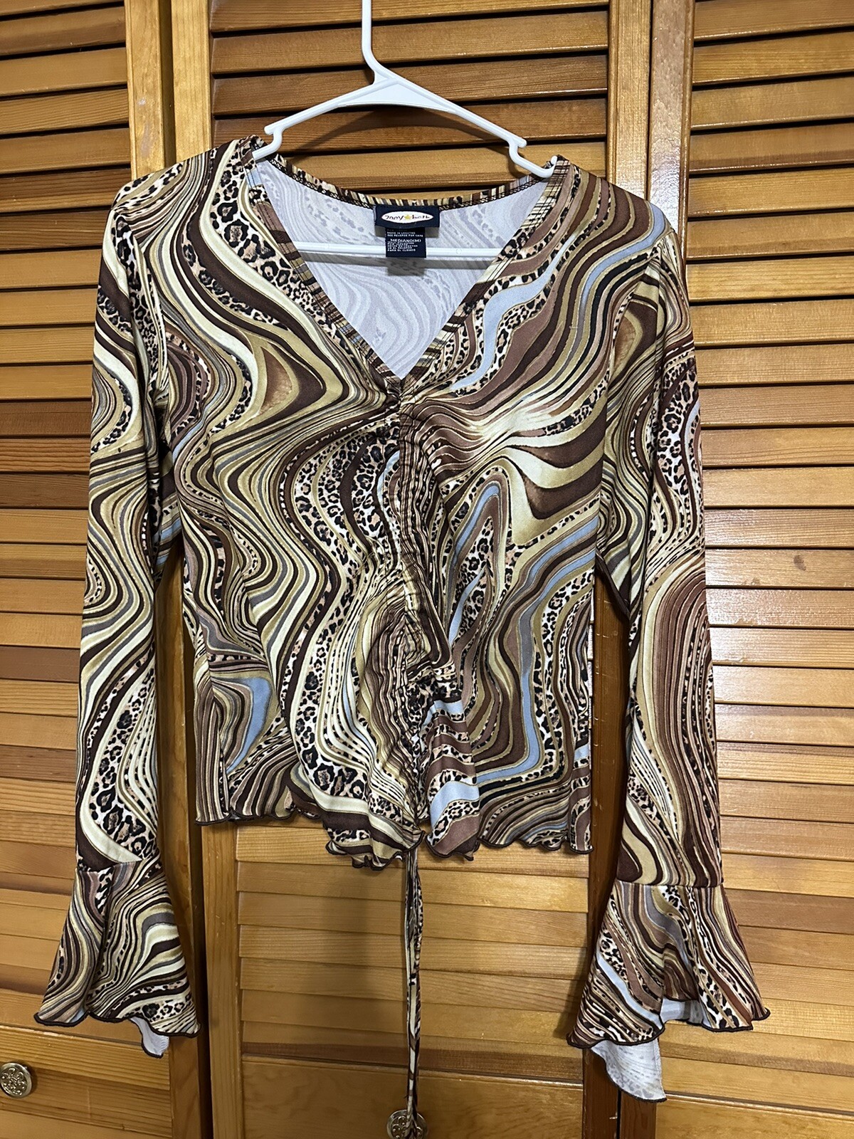 Vintage Medium Retro Y2k Zoey Beth Rúched Marble Flared Bell Sleeve Top ...