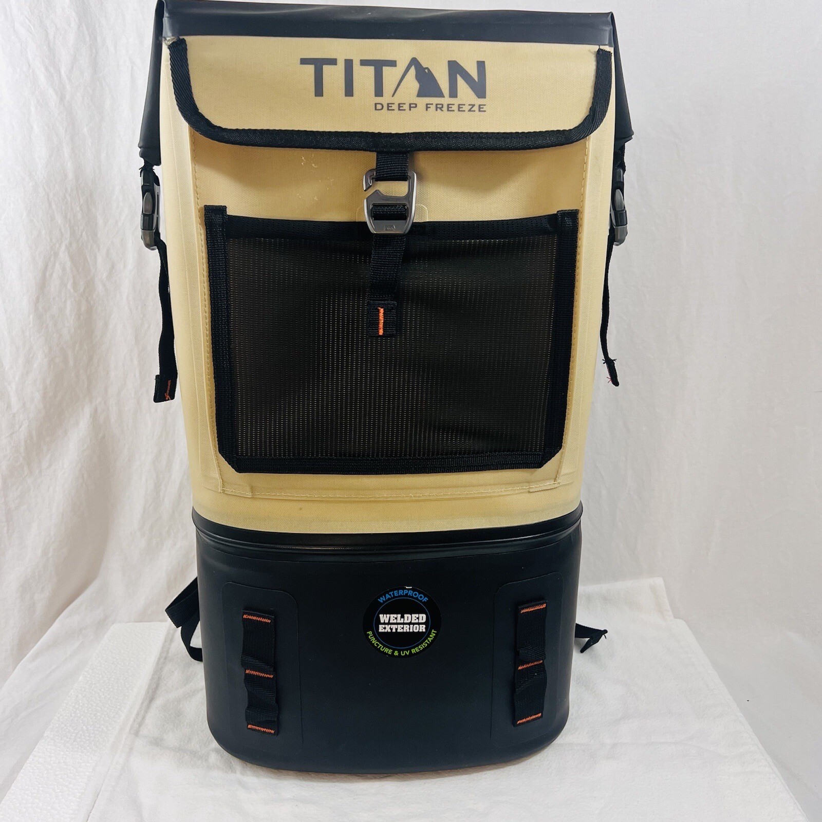 TITAN Deep Freeze 24-Can High Performance NWT Waterproof Backpack ...