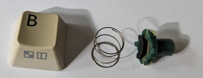 Commodore 128 (not D version) replacement 'B' keycap w/plunger and ...